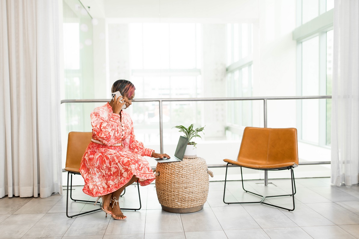 How to Find a Dating Coach? Things to Look For! - Connectricity